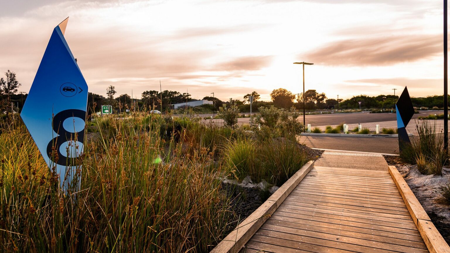 Penguin Parade Visitor Centre — Tract