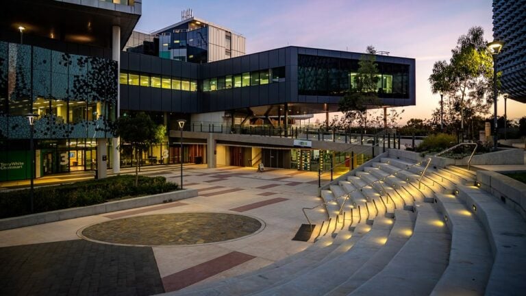 Royal Adelaide Hospital — Tract