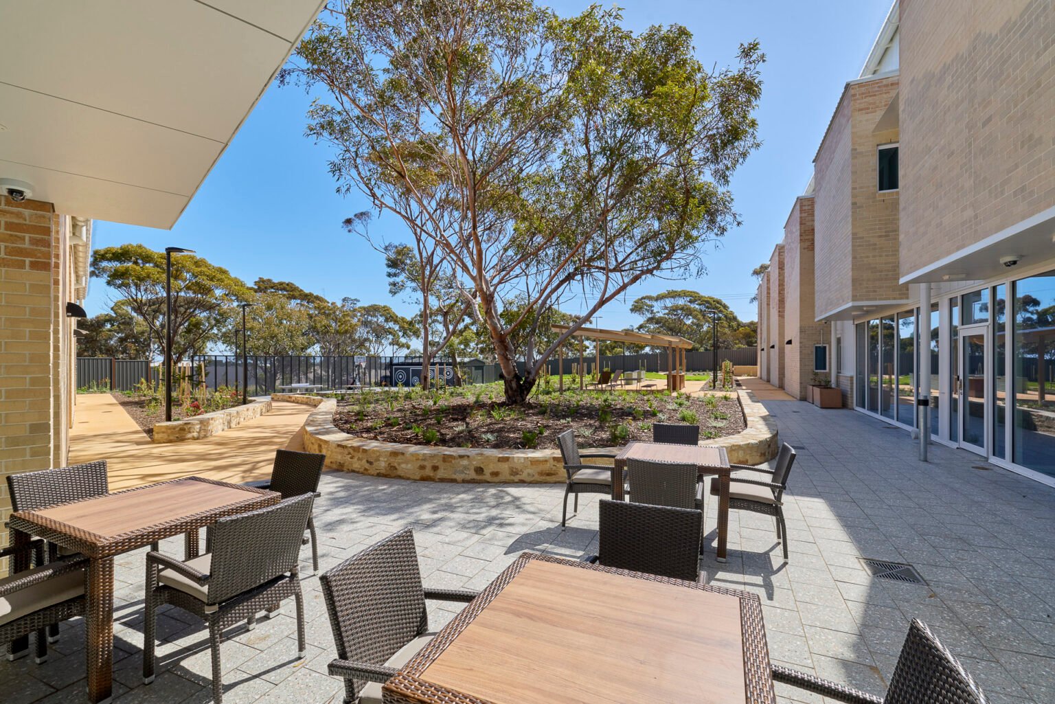 Noarlunga Hospital Mental Health Unit — Tract